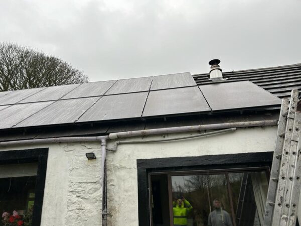 EMBER ENERGY SCOTLAND | Solar Panels & Battery Storage